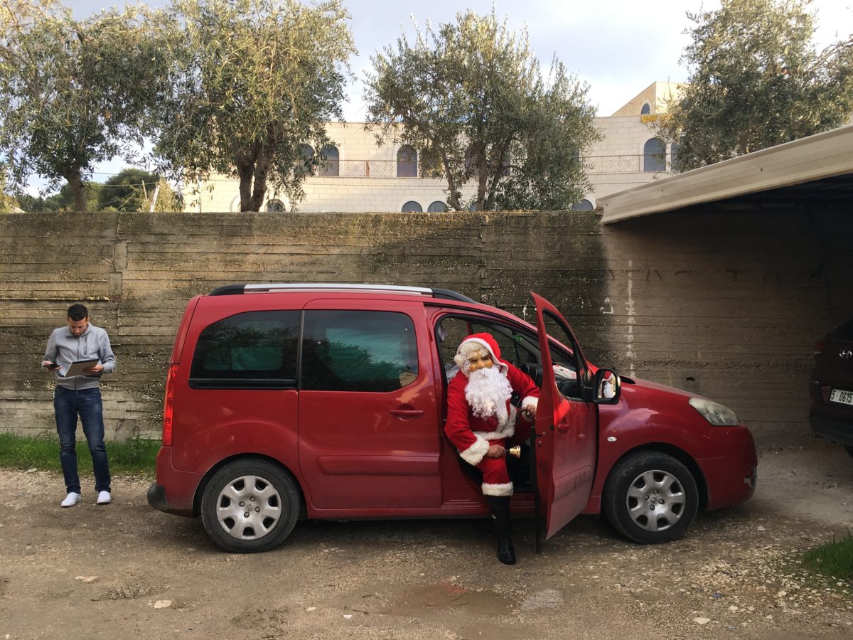 In Bethlehem, 'Baba Noel' Delivers Christmas Gifts To Palestinian ...